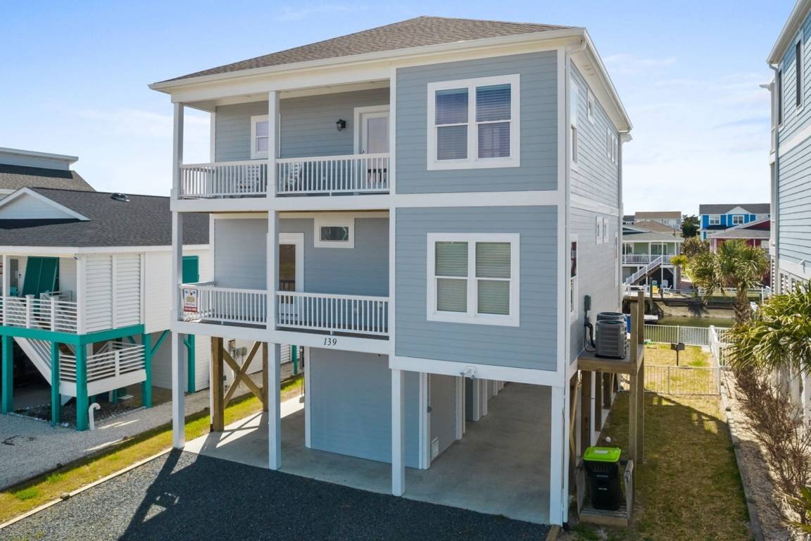 201 M² House ∙ 3 Bedrooms ∙ 8 Guests - Holden Beach, NC