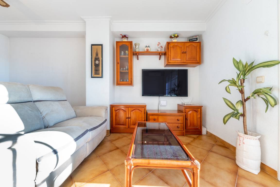 100 M² Ferienwohnung ∙ 3 Schlafzimmer ∙ 6 Gäste - Torrevieja