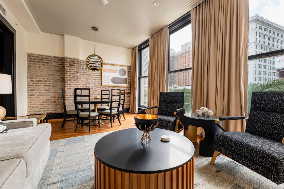 67 M² Apartment ∙ 2 Bedrooms ∙ 6 Guests - New Orleans Jazz & Heritage Festival