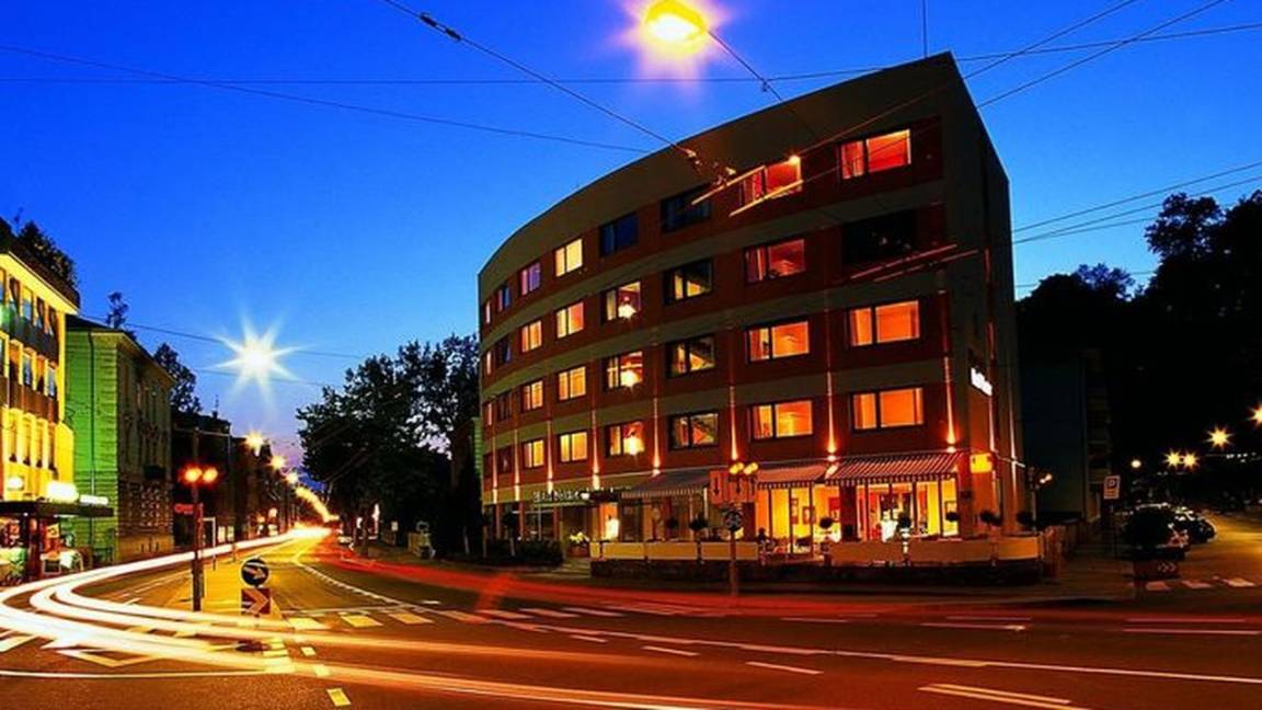 22 M² Hotel ∙ 2 Hóspedes - Salzburgo