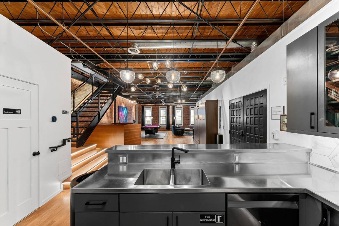 21 M² Apartment ∙ 4 Bedrooms ∙ 14 Guests - Coors Field - Denver