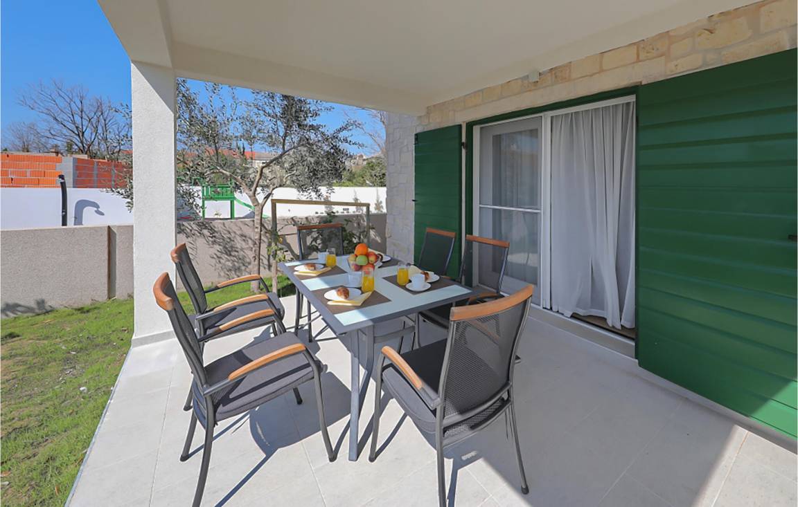 50 M² Apartment ∙ 2 Bedrooms ∙ 5 Guests - Privlaka