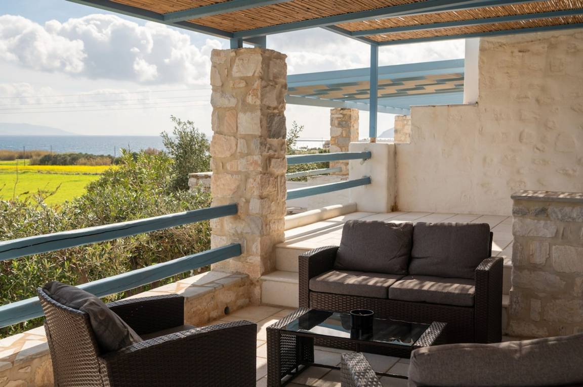 120 M² Apartment ∙ 3 Bedrooms ∙ 6 Guests - Paros
