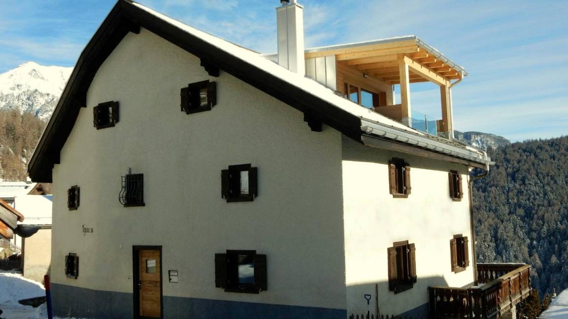200 M² Ferienhaus ∙ 5 Schlafzimmer ∙ 14 Gäste - Lenzerheide
