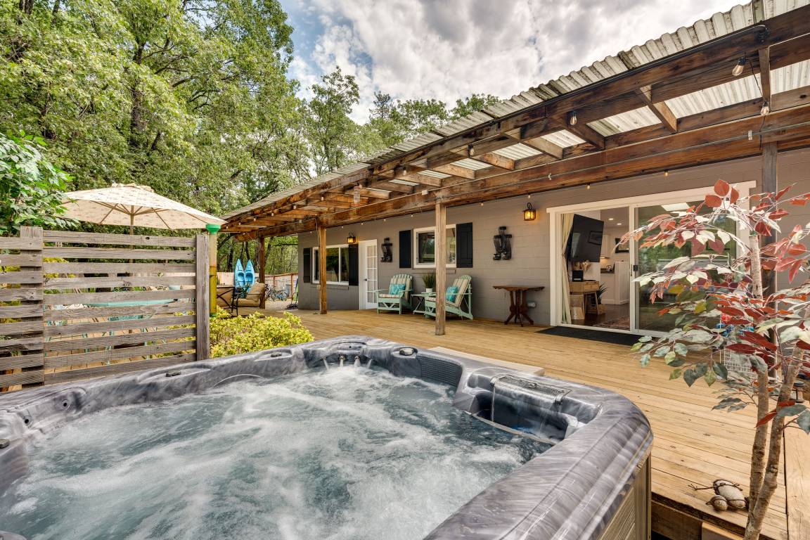 139 M² House ∙ 3 Bedrooms ∙ 8 Guests - Lake of the Pines, CA