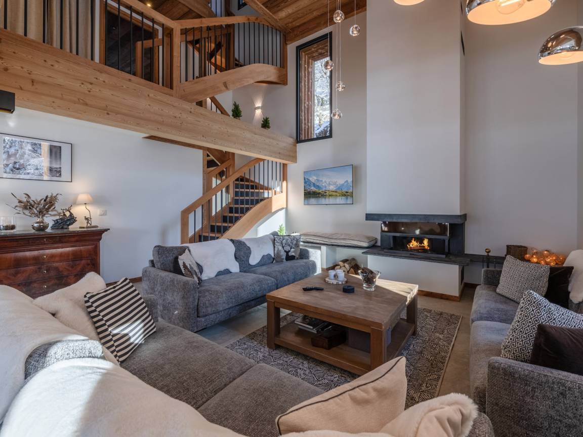 250 M² Chalet ∙ 5 Chambres ∙ 12 Personnes - Morzine