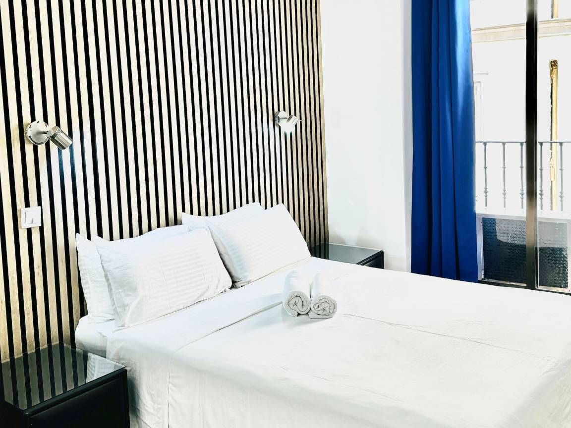 23 M² Studio Flat ∙ 2 Guests - Madrid