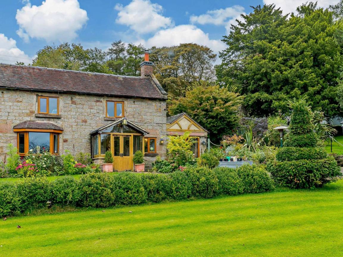 Cottage ∙ 3 Bedrooms ∙ 6 Guests - Cheshire