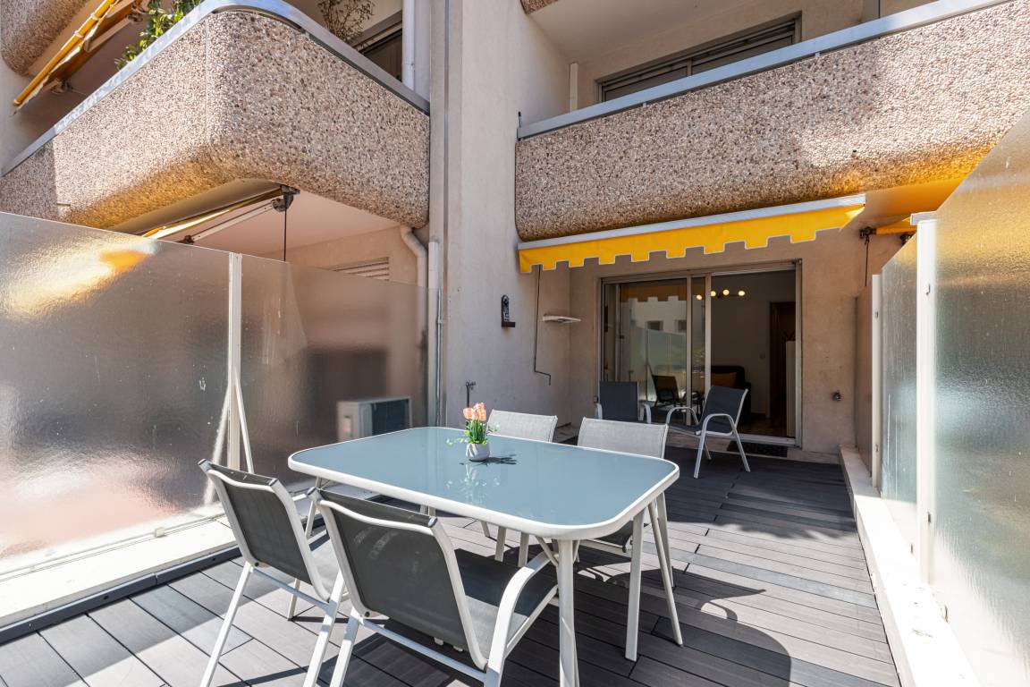 33 M² Apartamento ∙ 1 Habitación ∙ 2 Huéspedes - Niza