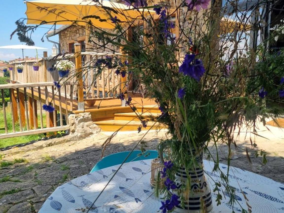 132 M² Cottage ∙ 5 Bedrooms ∙ 15 Guests - Loire