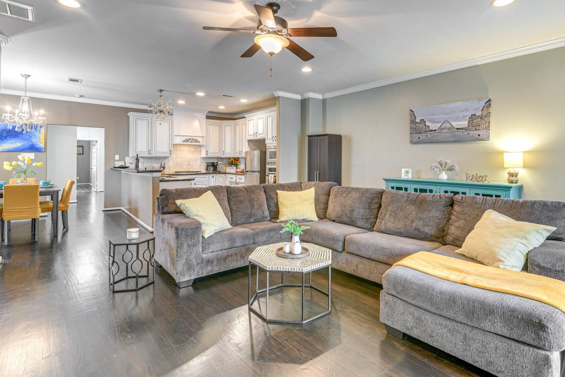 213 M² House ∙ 3 Bedrooms ∙ 6 Guests - Houston, TX