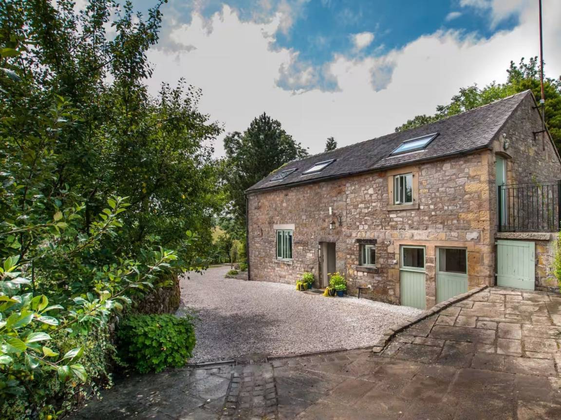 100 M² House ∙ 2 Bedrooms ∙ 4 Guests - Hartington