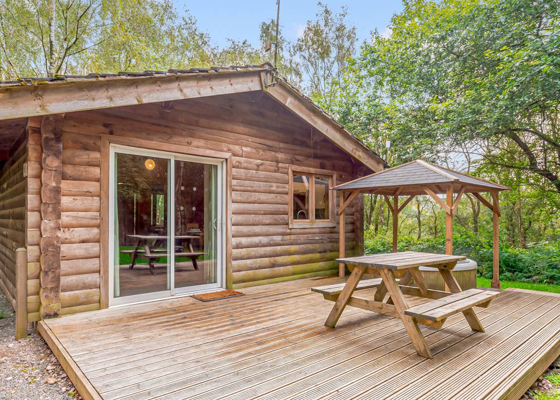 Chalet ∙ 2 Bedrooms ∙ 4 Guests - Staffordshire