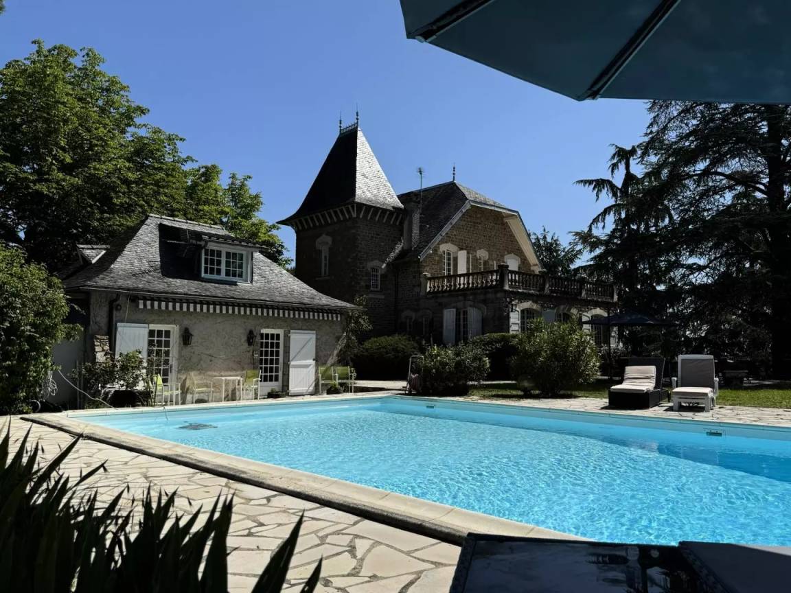 Maison De Vacances ∙ 3 Chambres ∙ 7 Personnes - Brive-la-Gaillarde