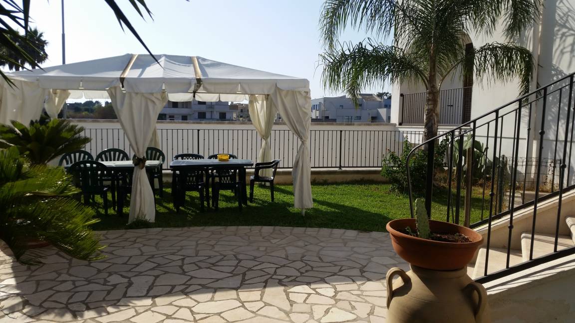 170 M² Villa ∙ 5 Bedrooms ∙ 12 Guests - Santa Cesarea Terme