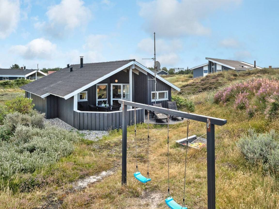 70 M² House ∙ 1 Bedroom ∙ 6 Guests - Hvide Sande