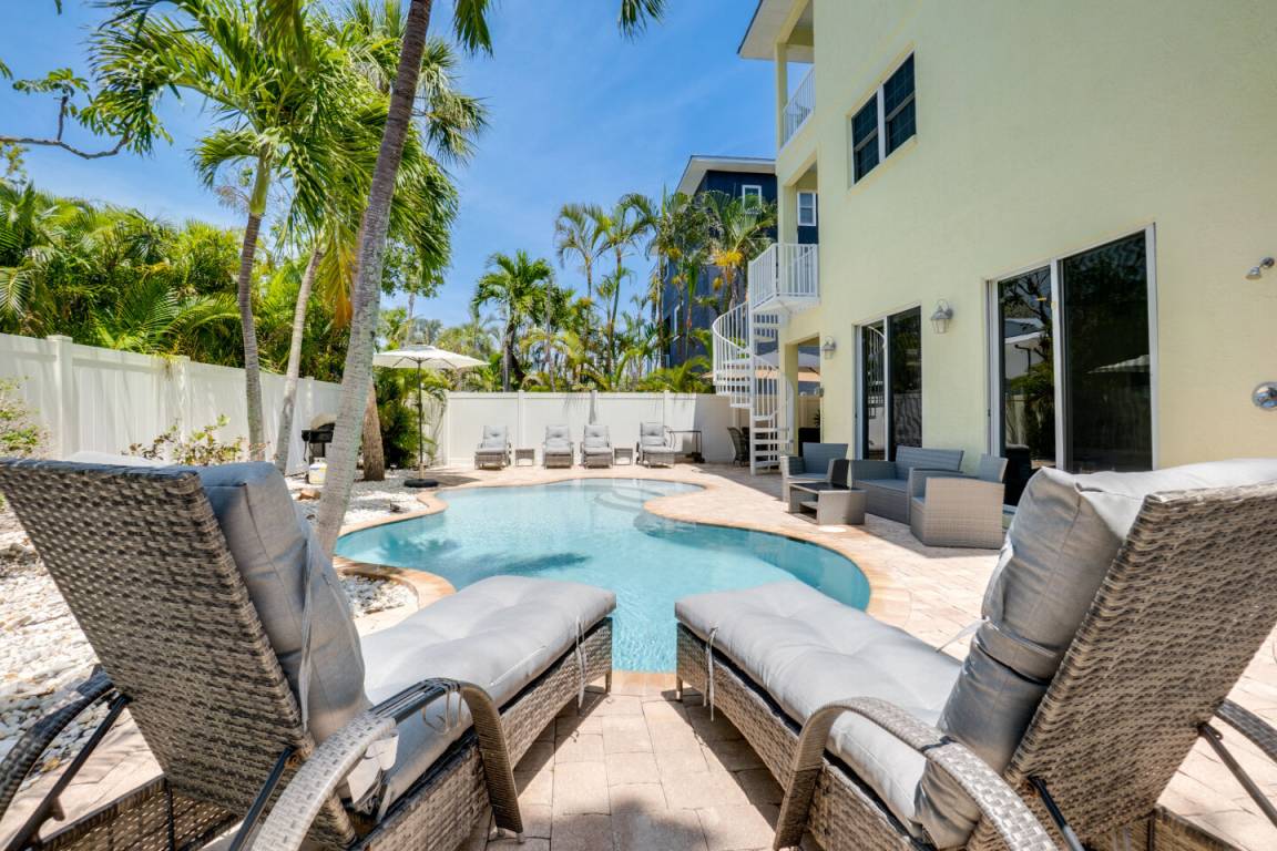 238 M² House ∙ 4 Bedrooms ∙ 8 Guests - Anna Maria, FL