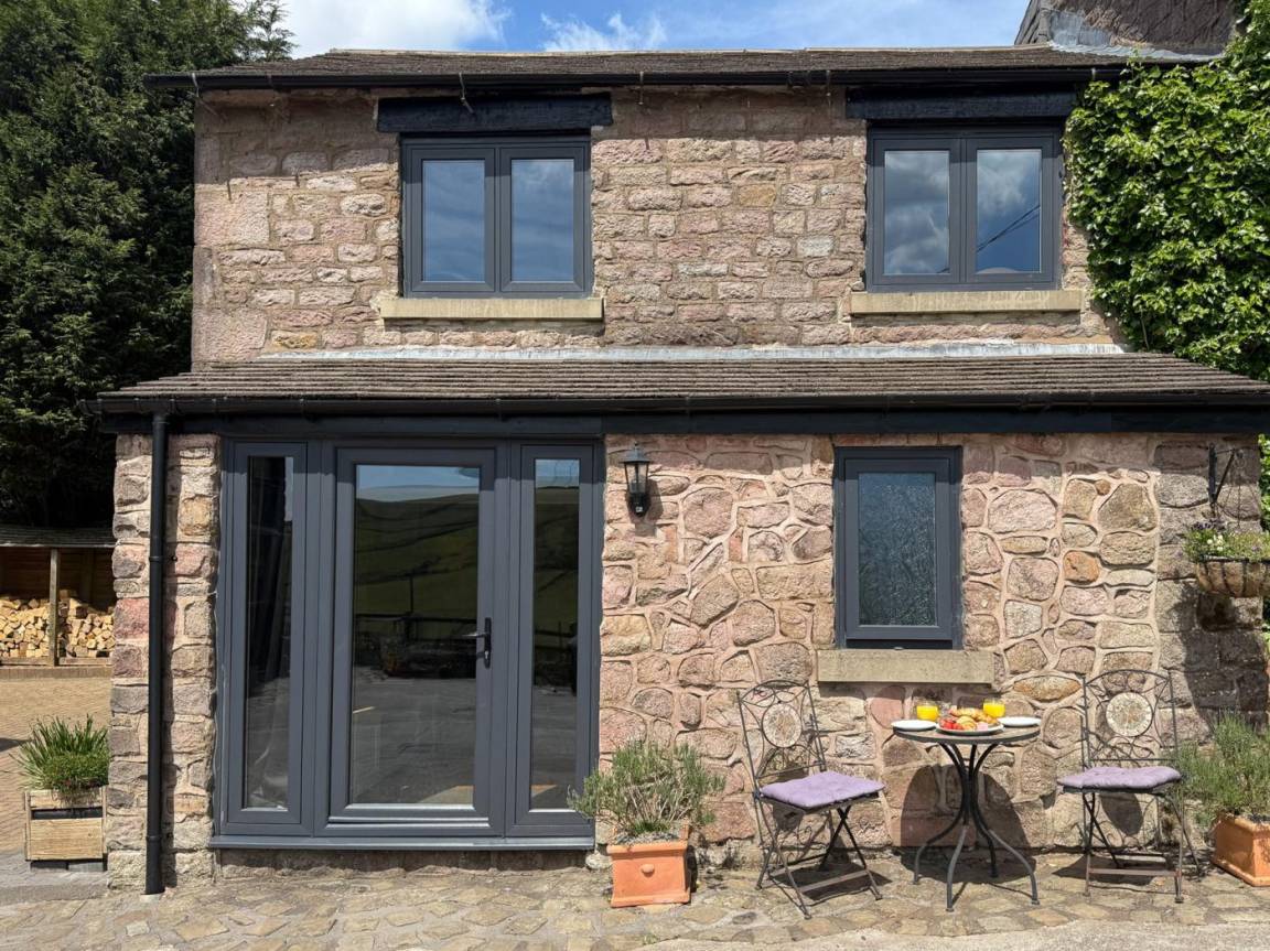 Cottage ∙ 1 Bedroom ∙ 2 Guests - Macclesfield