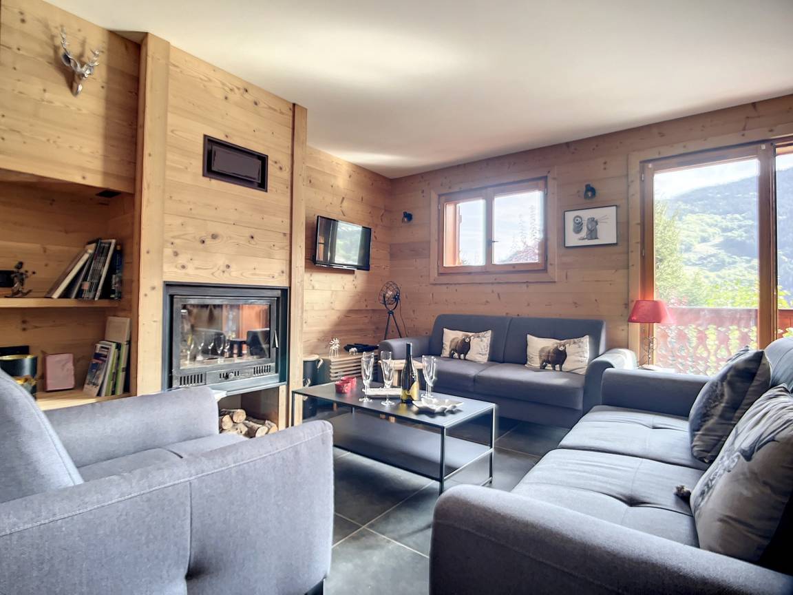 70 M² Chalet ∙ 4 Slaapkamers ∙ 8 Gasten - Moûtiers