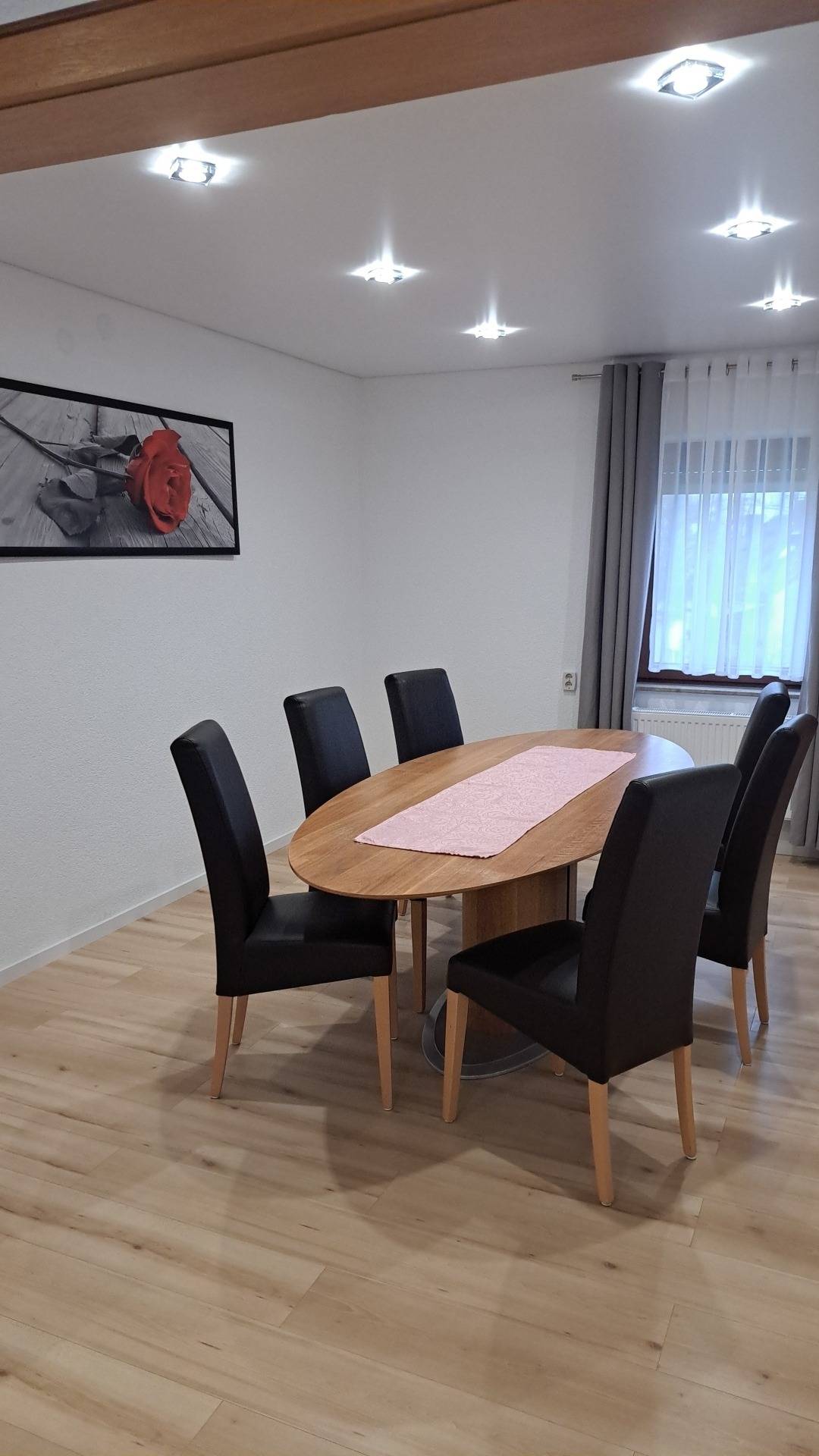 135 M² Ferienhaus ∙ 3 Schlafzimmer ∙ 4 Gäste - Westerburg