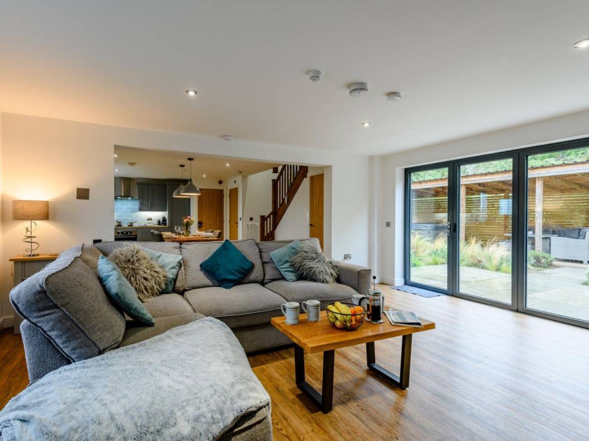 Cottage ∙ 2 Bedrooms ∙ 4 Guests - Weymouth