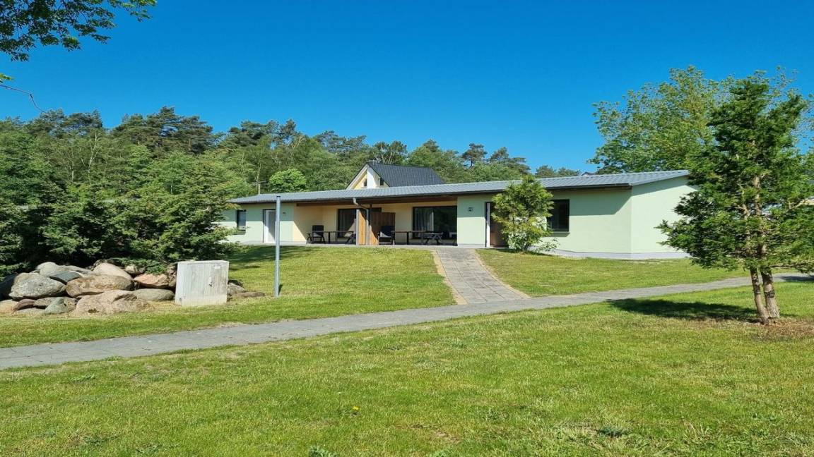 50 M² Apartment ∙ 2 Bedrooms ∙ 4 Guests - Sternberg