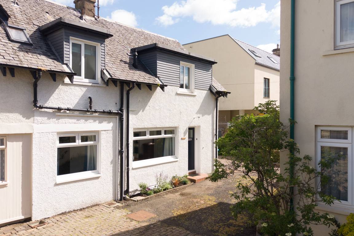 Cottage ∙ 2 Bedrooms ∙ 4 Guests - Saint Andrews