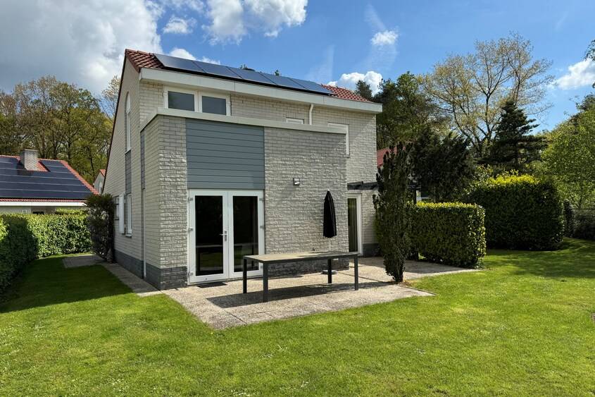 110 M² Villa ∙ 3 Bedrooms ∙ 8 Guests - Venlo