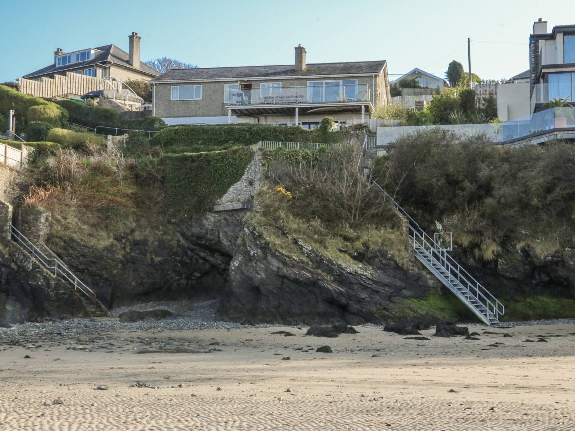 Cottage ∙ 6 Bedrooms ∙ 12 Guests - Abersoch