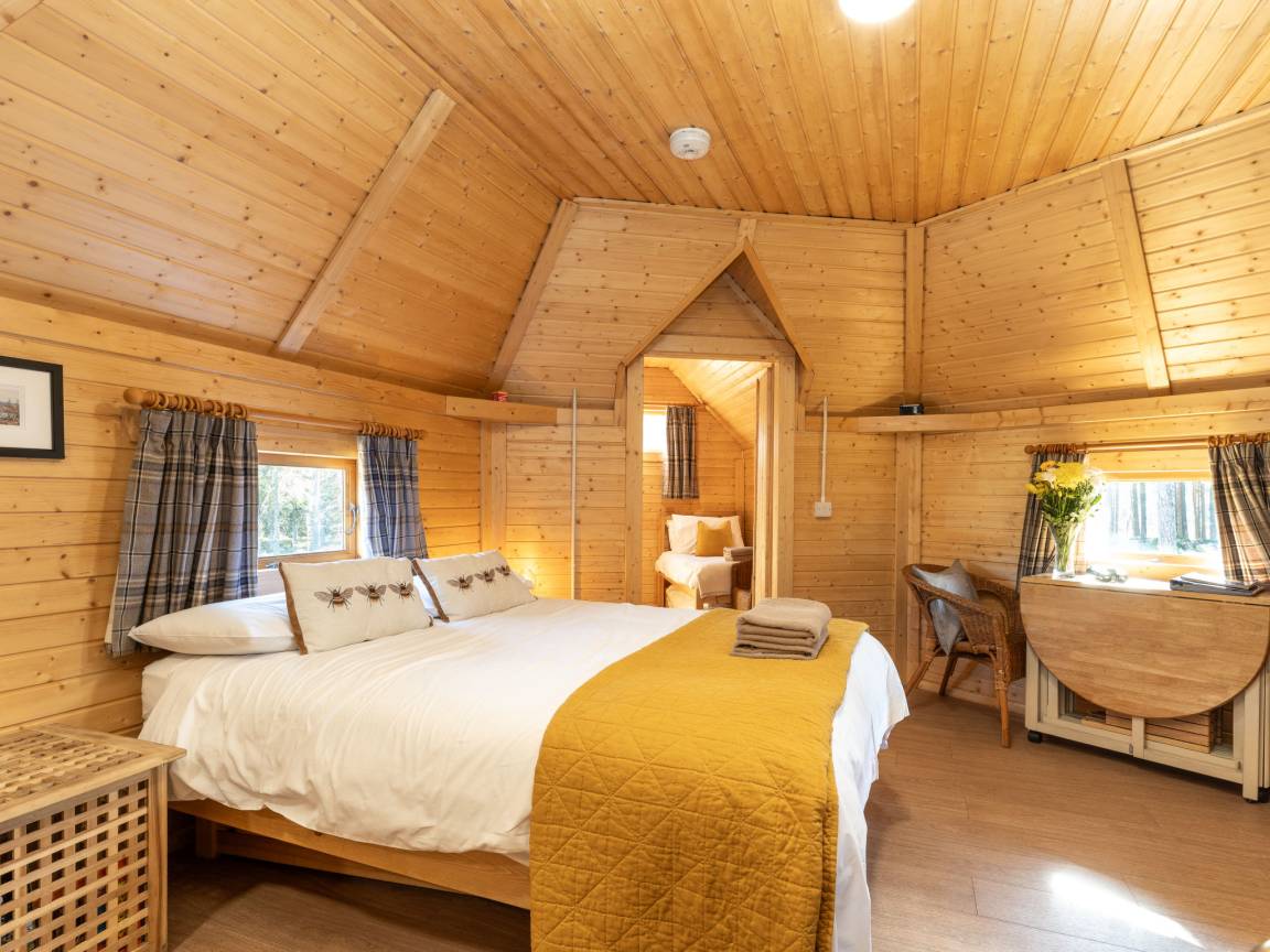 House ∙ 1 Bedroom ∙ 4 Guests - Aboyne