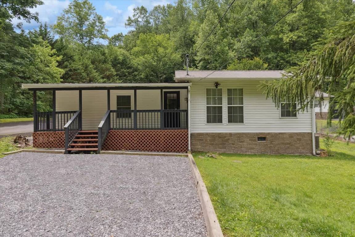 Apartment ∙ 3 Bedrooms ∙ 12 Guests - Pigeon Forge, TN