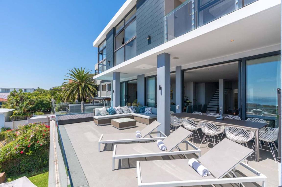 Apartment ∙ 5 Bedrooms ∙ 10 Guests - Cape Town