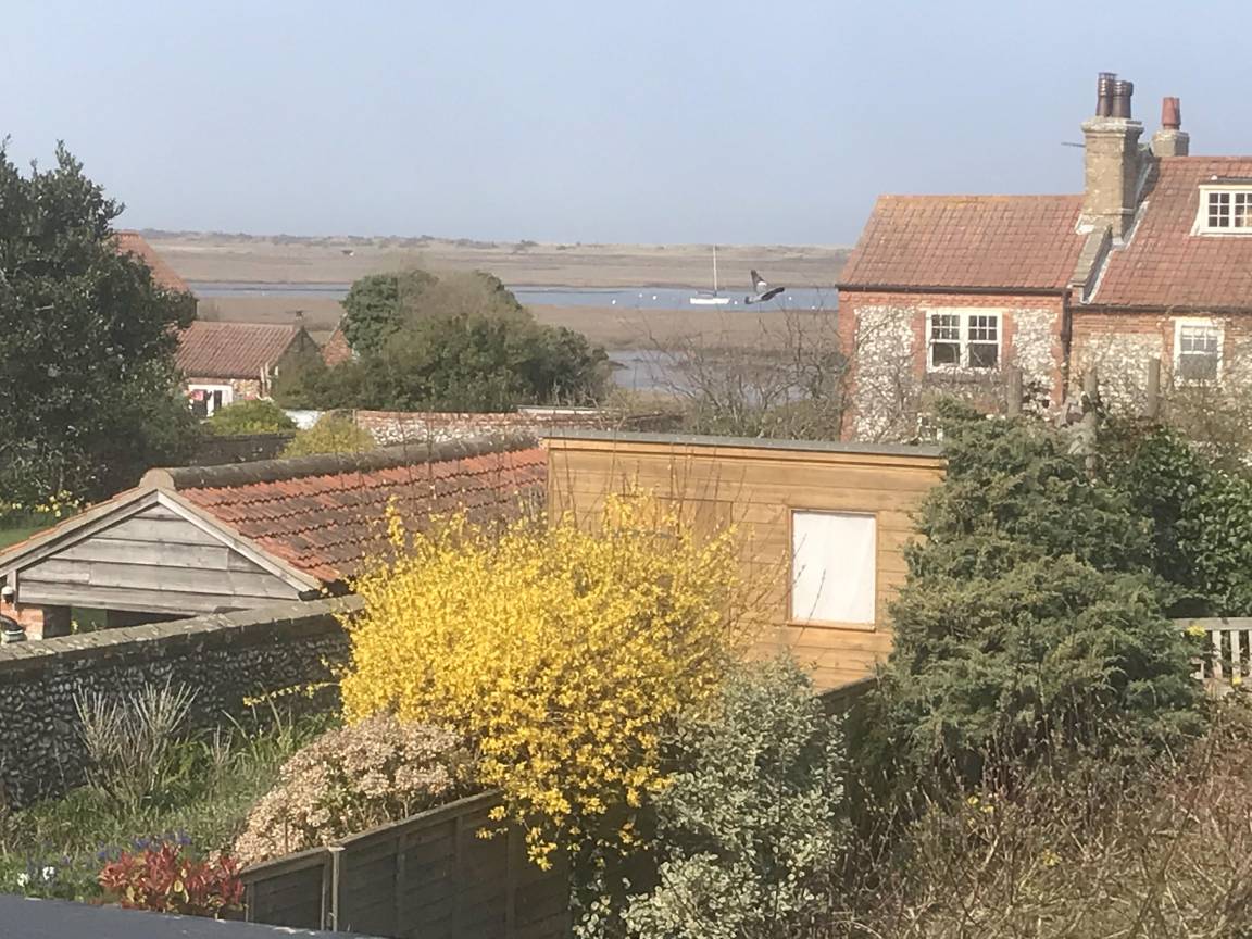 90 M² Cottage ∙ 3 Bedrooms ∙ 6 Guests - Burnham Market