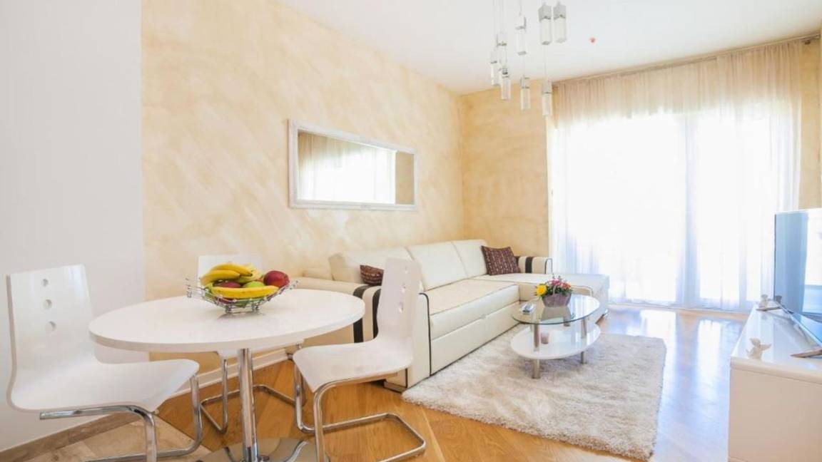 64 M² Appartement ∙ 1 Chambre ∙ 4 Personnes - Budva