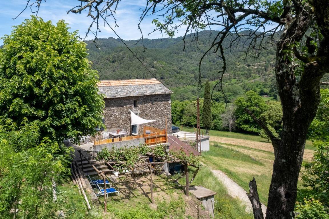 60 M² Gîte ∙ 1 Chambre ∙ 2 Personnes - Lozère