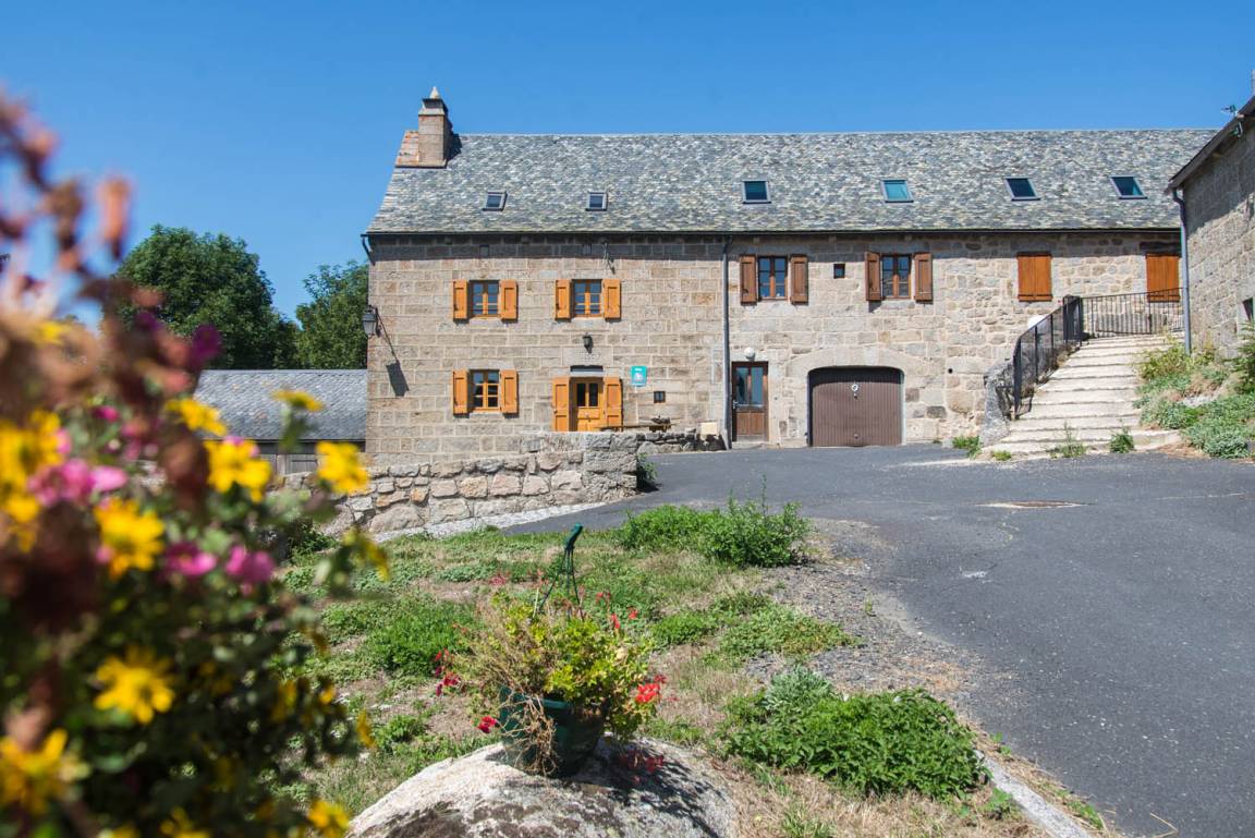 125 M² Gîte ∙ 3 Chambres ∙ 11 Personnes - Lozère