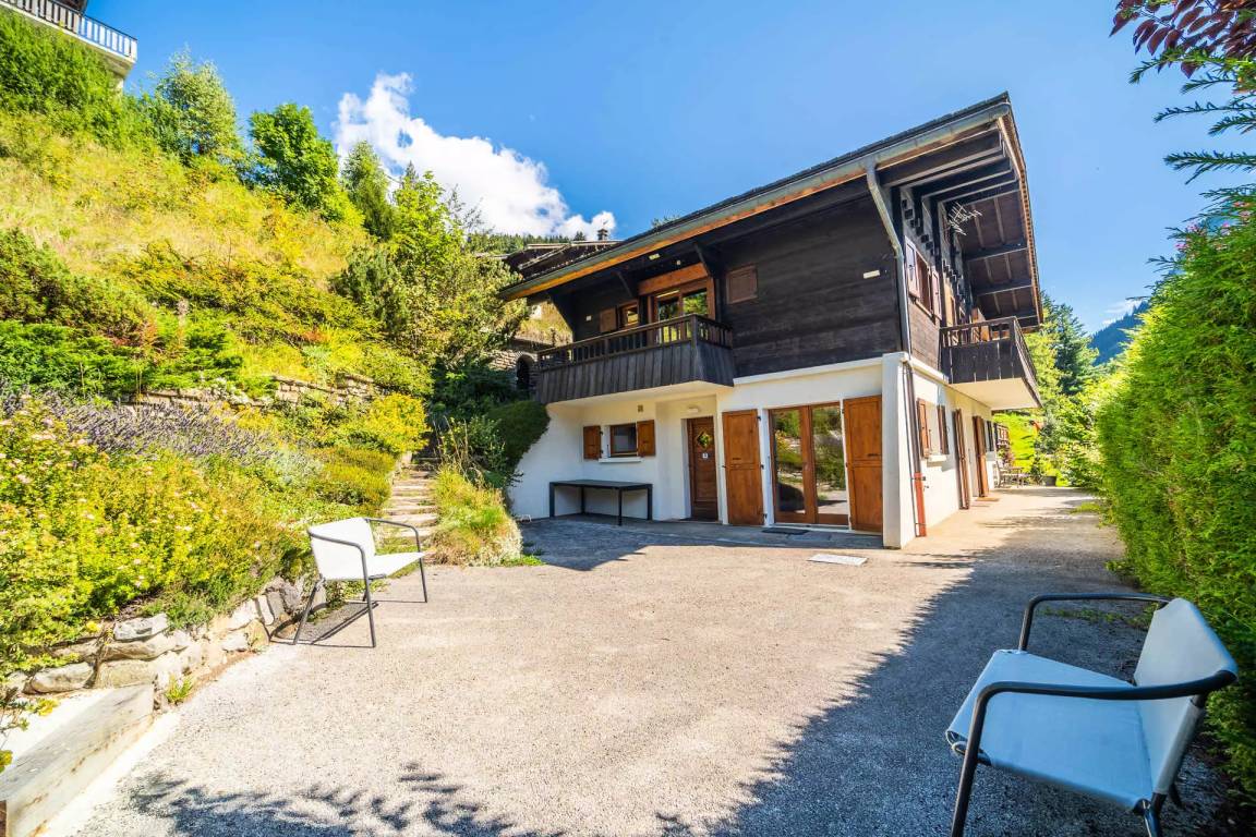 150 M² Chalet ∙ 4 Chambres ∙ 9 Personnes - La Clusaz