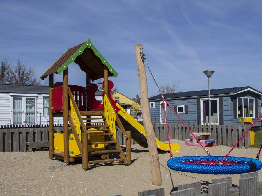 Caravan ∙ 2 Bedrooms ∙ 4 Guests - Texel