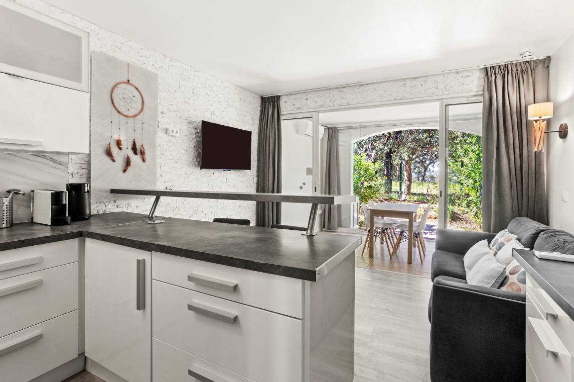 35 M² Appartement ∙ 1 Chambre ∙ 4 Personnes - Grimaud