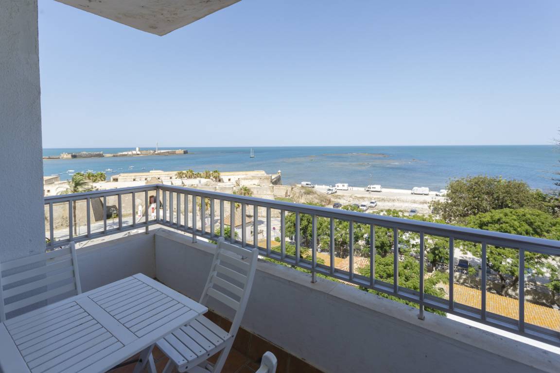 155 M² Apartment ∙ 4 Bedrooms ∙ 8 Guests - Cádiz