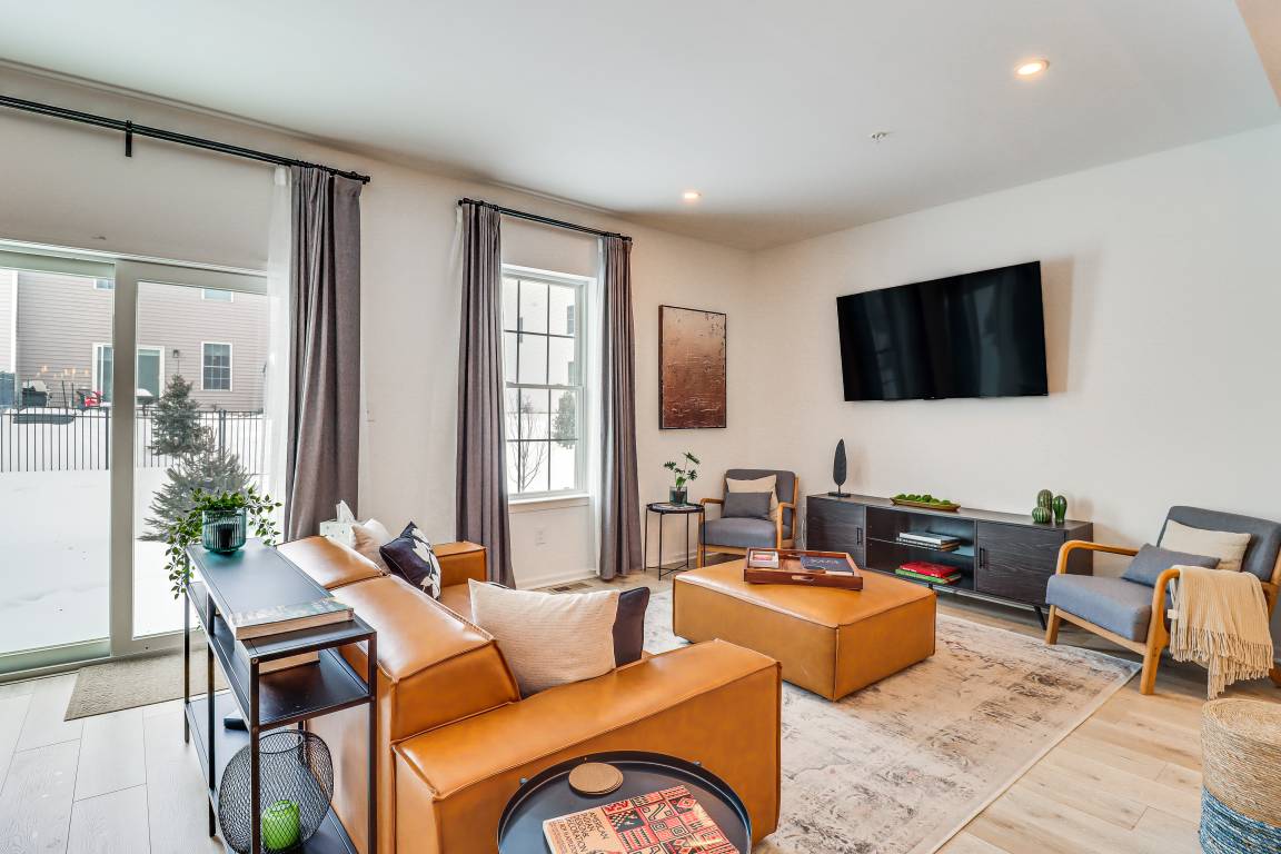 173 M² Ferienwohnung ∙ 3 Schlafzimmer ∙ 6 Gäste - Allentown, PA