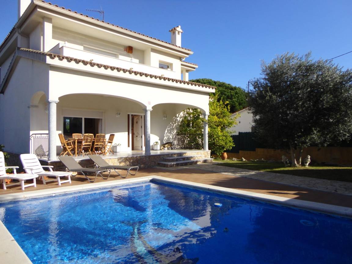 320 M² Villa ∙ 4 Schlafzimmer ∙ 8 Gäste - Sant Feliu de Guíxols