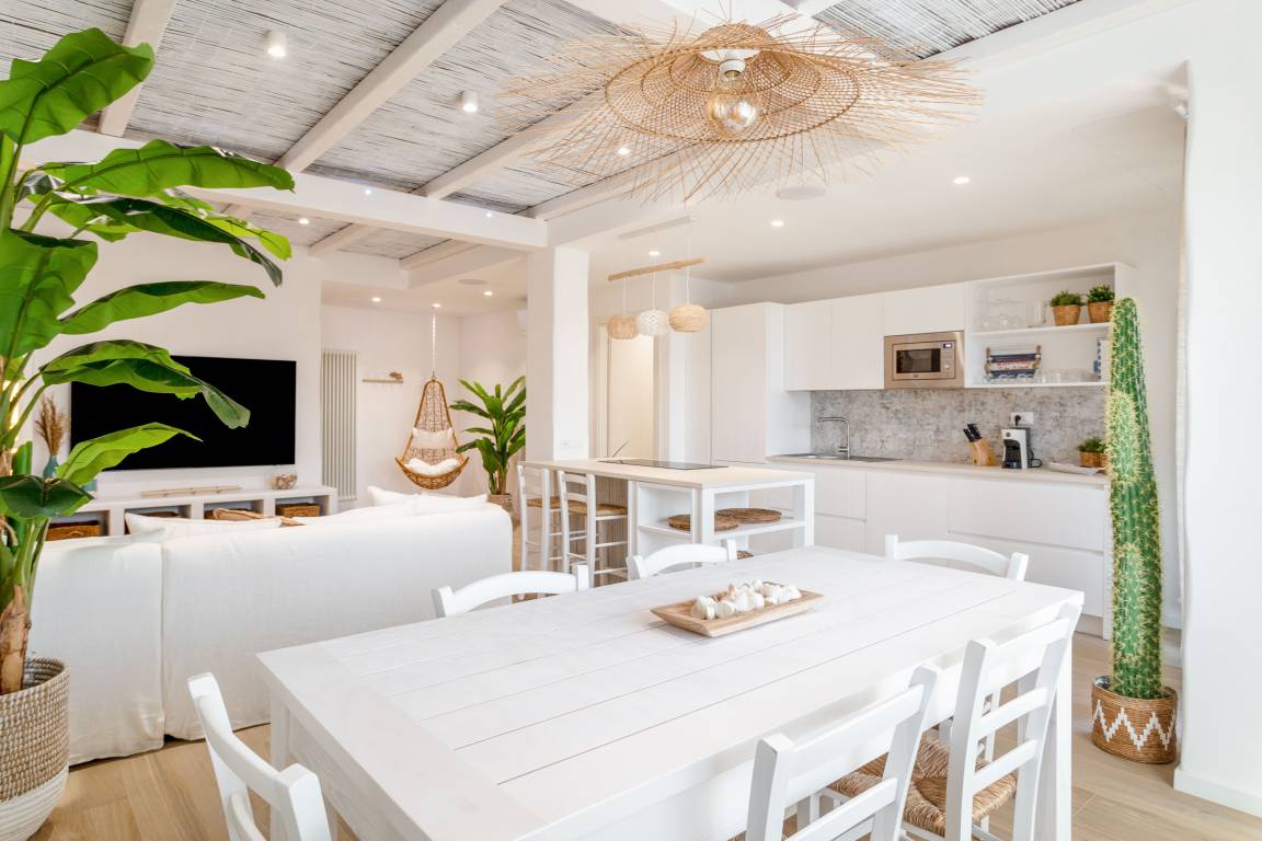 100 M² Appartamento Vacanza ∙ 2 Camere Da Letto ∙ 5 Ospiti - Marina di Massa