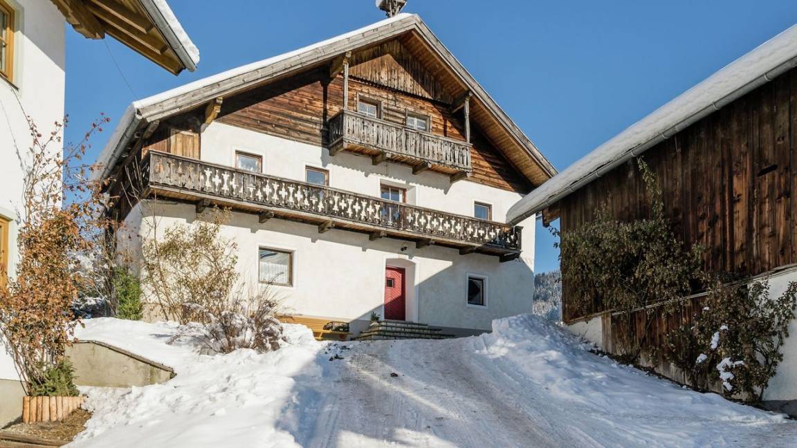 200 M² House ∙ 4 Bedrooms ∙ 14 Guests - Wagrain