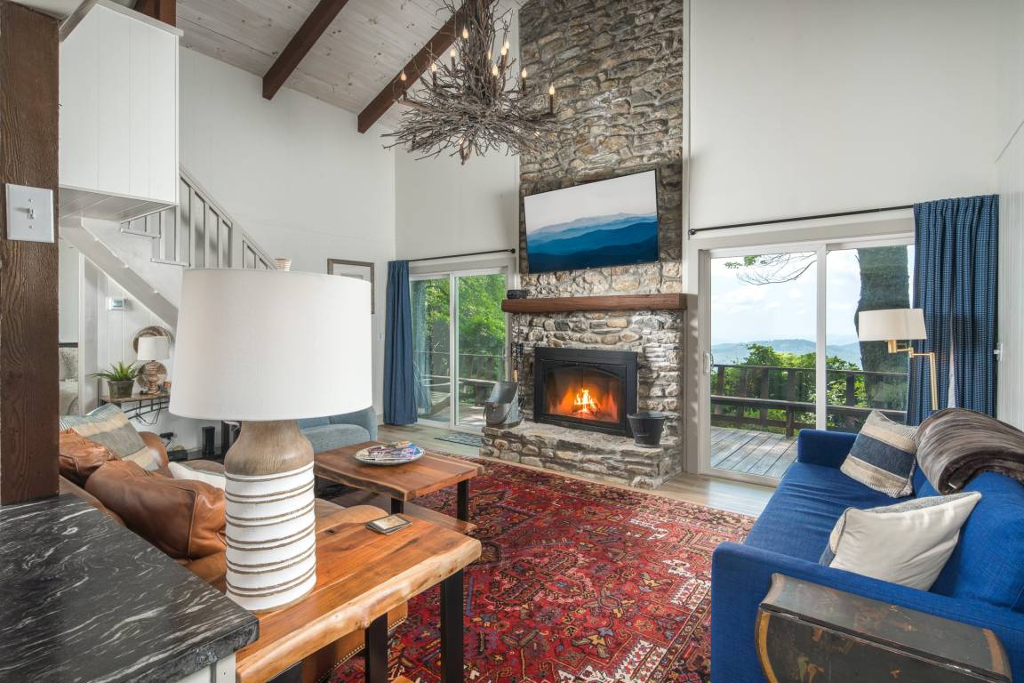 108 M² House ∙ 2 Bedrooms ∙ 10 Guests - North Carolina