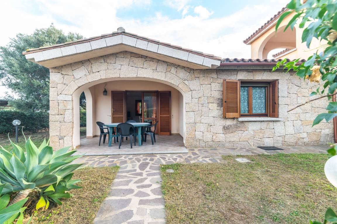 60 M² House ∙ 2 Bedrooms ∙ 7 Guests - San Teodoro, Sicily