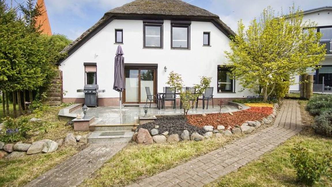 185 M² Ferienhaus ∙ 3 Schlafzimmer ∙ 8 Gäste - Stralsund