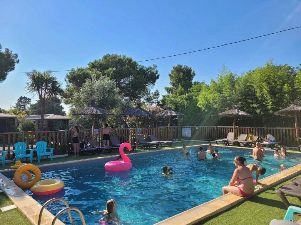 25 M² Camping ∙ 2 Chambres ∙ 4 Personnes - Pézenas