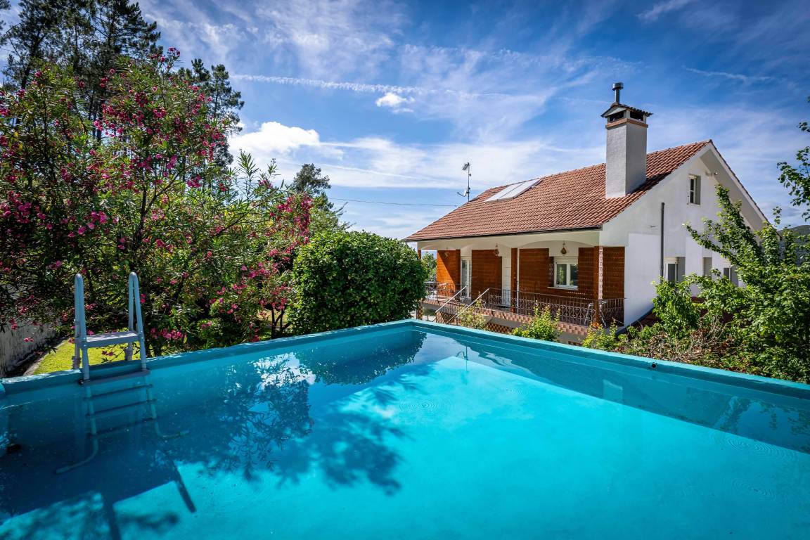 1000 M² House ∙ 6 Bedrooms ∙ 12 Guests - Ponte de Lima