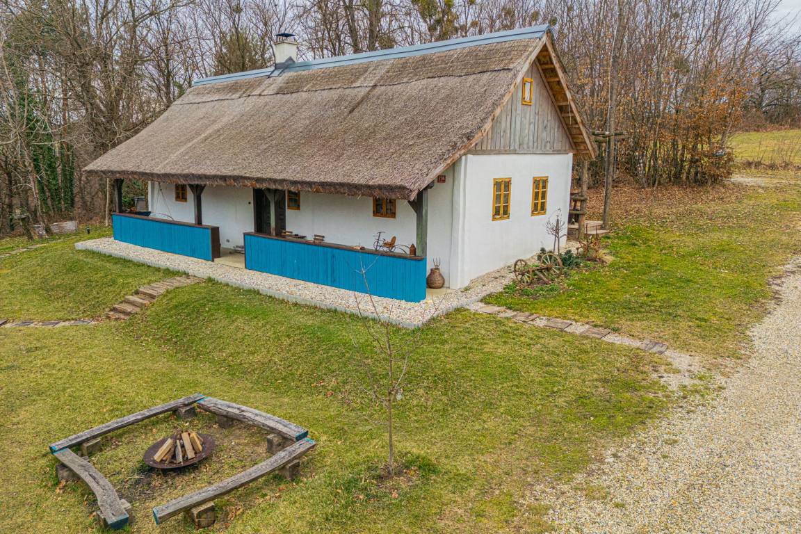 87 M² Chalet ∙ 2 Bedrooms ∙ 7 Guests - Slovenia